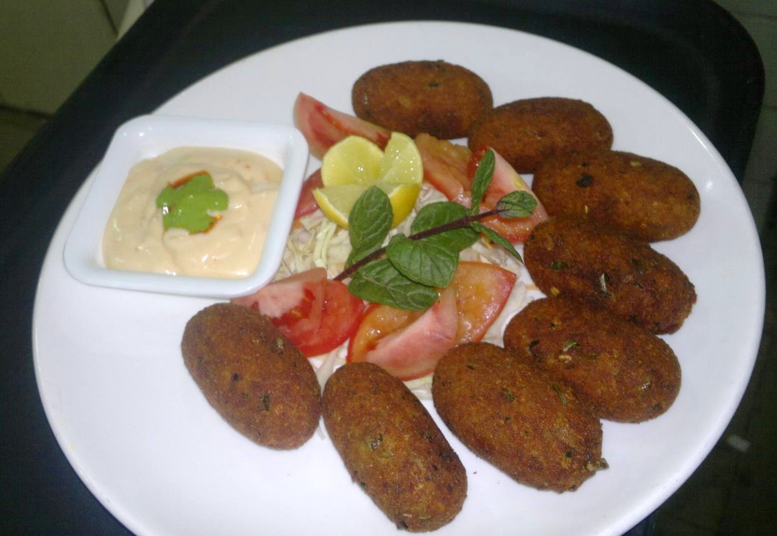 CHEF DARSHAN DABRAL VEGETABLE DEEP FRIED KOFTA WITH GARLIC SAUCE chef-darshan-dabral-vegetable-deep-fried-kofta-with-garlic-sauce