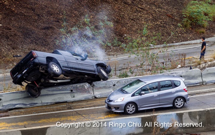 Ringo Chiu Photography: Rainy Day Traffic accident in Los Angeles