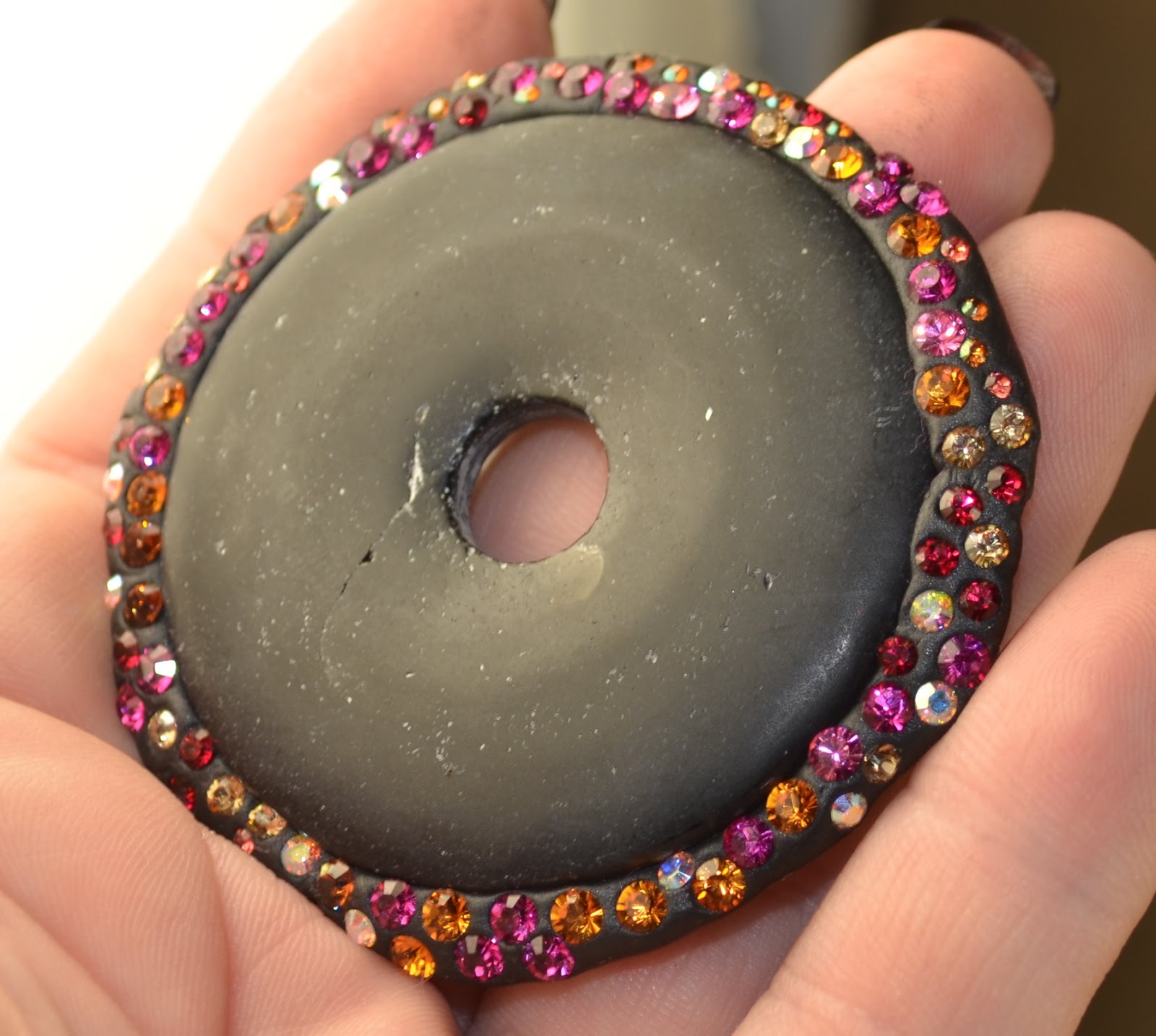 Embellished Stone Donut – BeadFX
