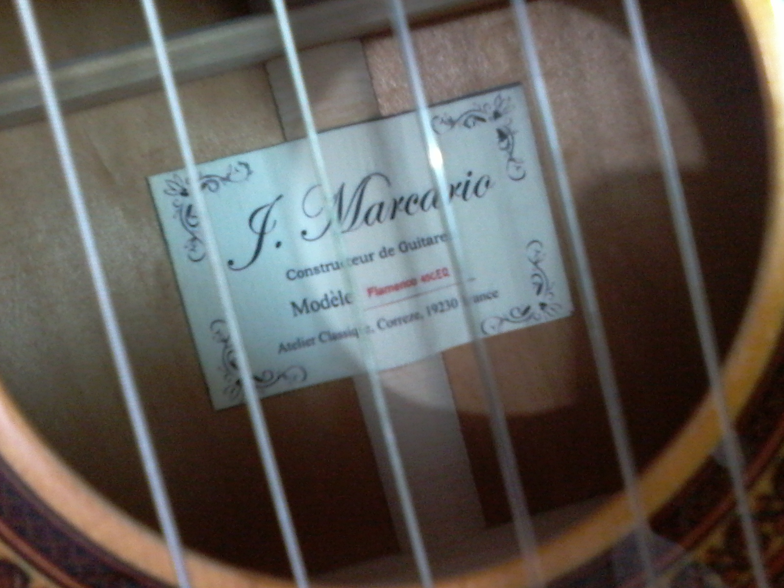 Joelson Luthier: Violão francês J. Marcario - Colocação de marcações.