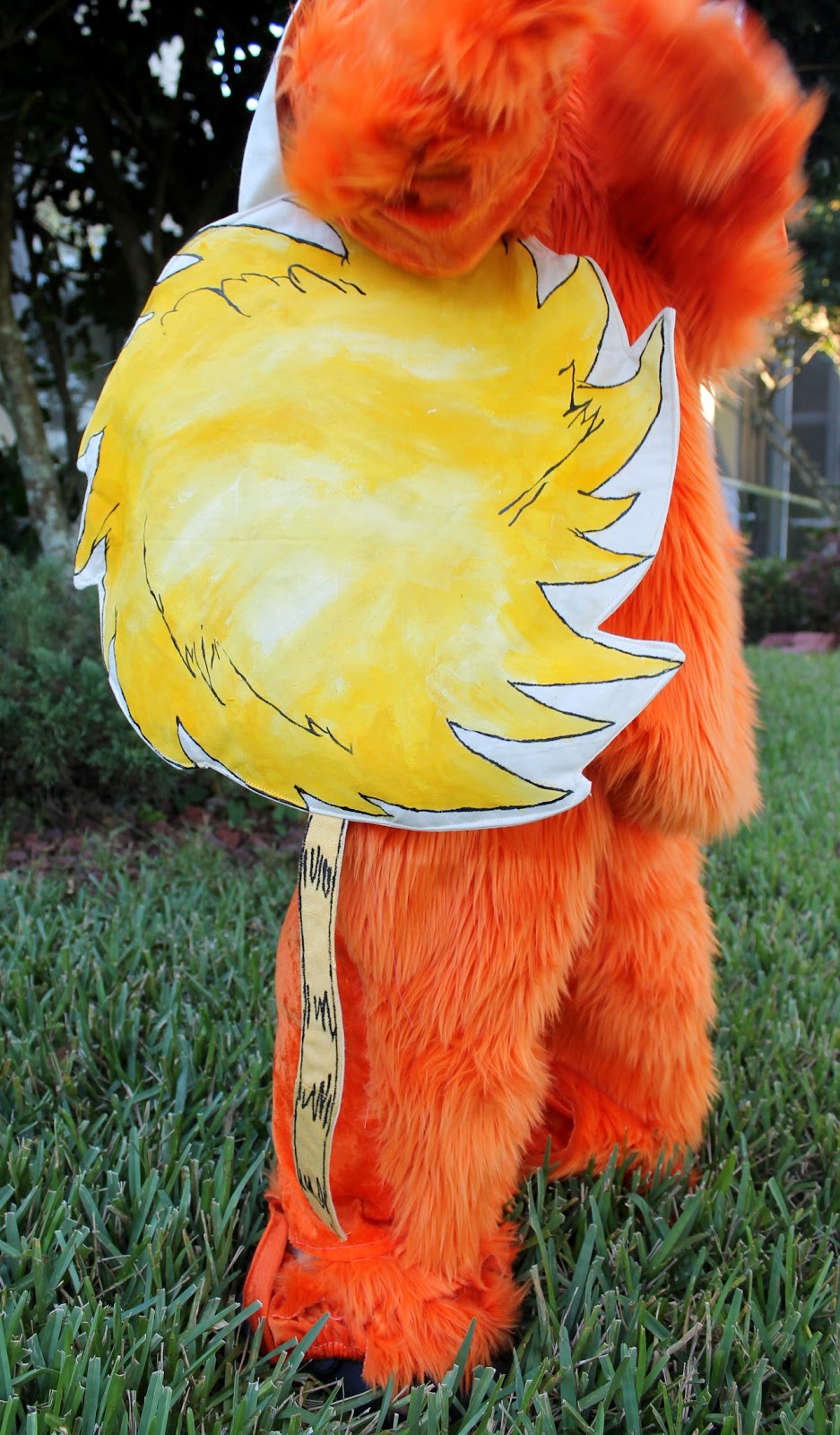 laci jean: Lorax costume with Trufulla Tree candy bag!