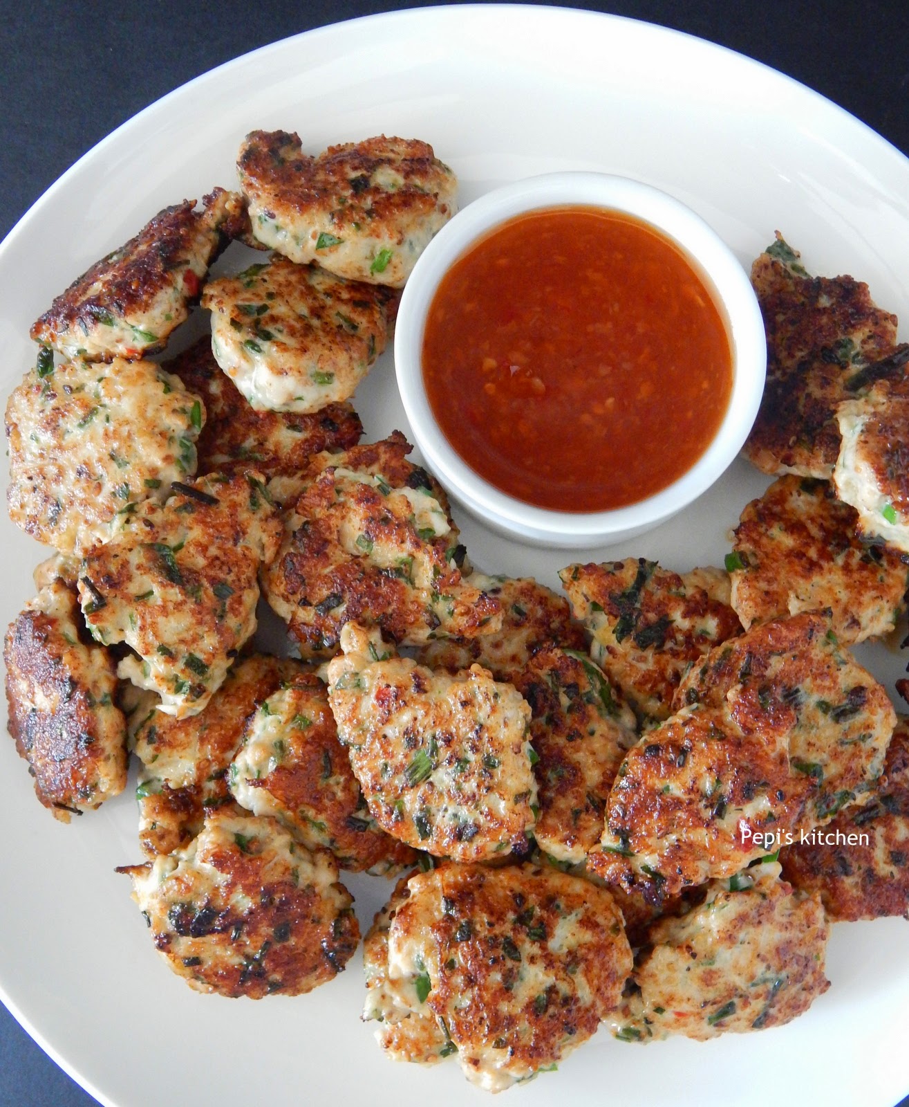 Pepi's kitchen in english: Chicken Patties with Ginger and Sesame Seeds