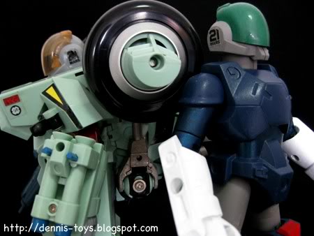 Dennis-Toys: Robotech Mospeada Yellow Belmont Custom Painted Cyclone Rider