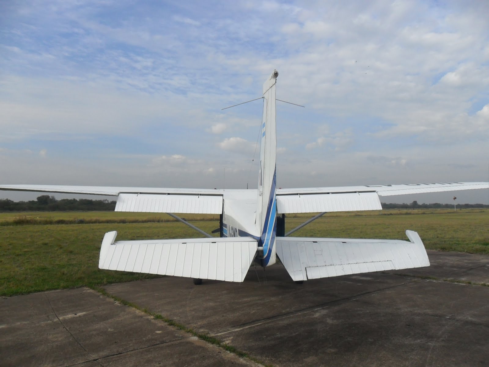 Aeropuerto de Resistencia: 20-jun-2011