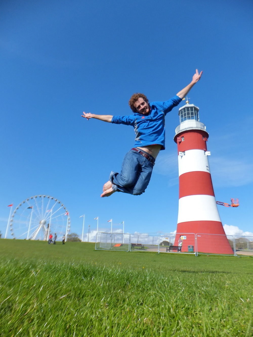 Geoff and Lucy Adventures: Colleton Manor, Gin and SUNSHINE