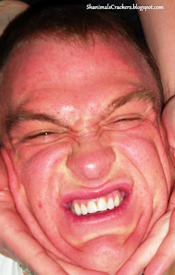 --Shanimal's Crackers--: The Scrunched-Face Look