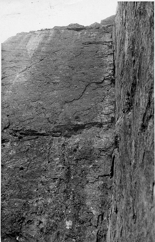 Footless Crow: Itching to Climb