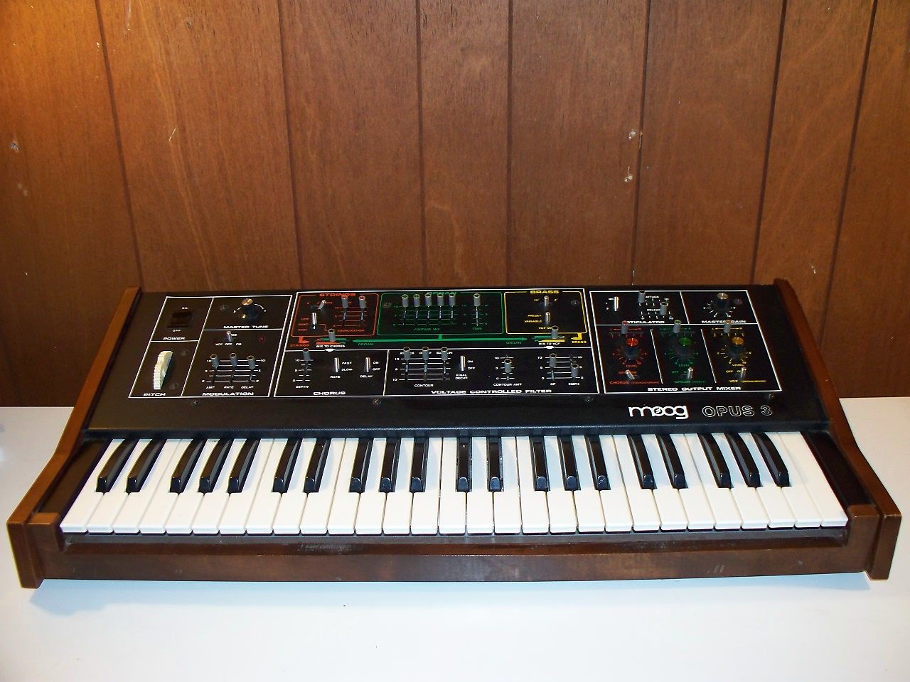 MATRIXSYNTH: Moog Opus 3