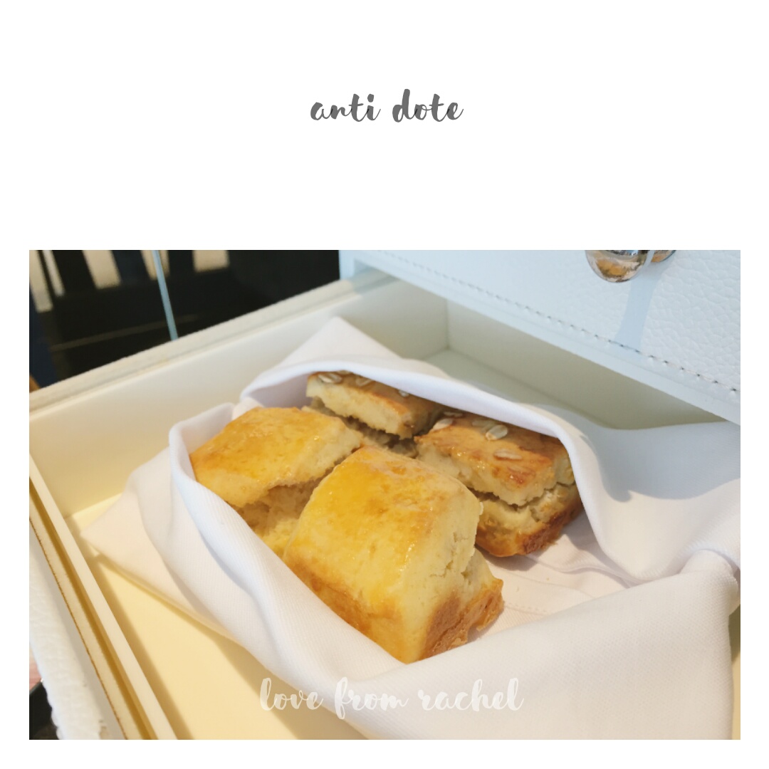 High Tea at Antidote , Fairmont Singapore