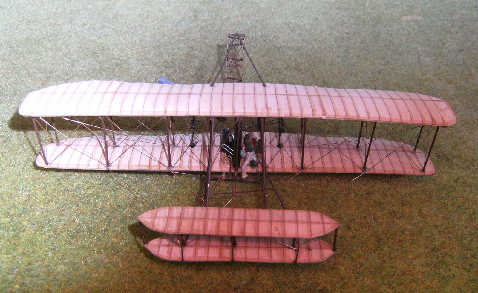 Happyscale-Modellbau: Wright Flyer - papermodel ( and wire ) 1:72