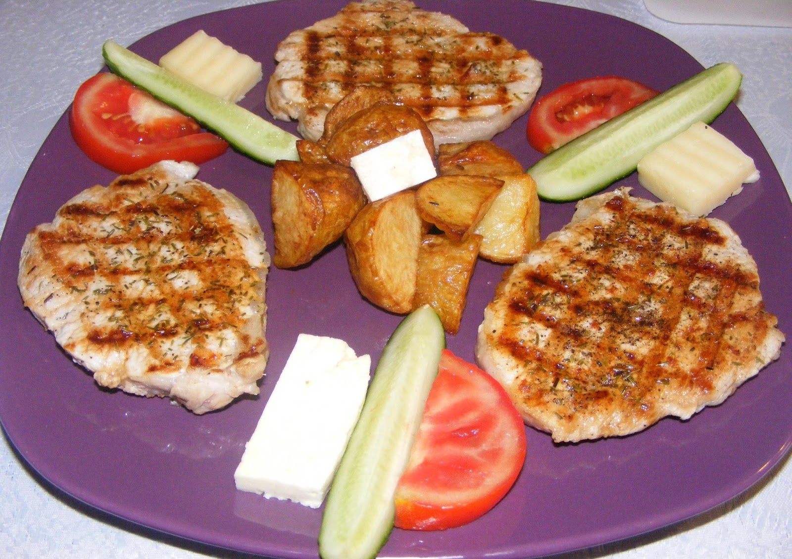 Cotlet de porc la gratar | Preparatedevis.ro