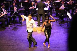 La Banda de Música y los campeones del mundo de baile llenan el teatro ...