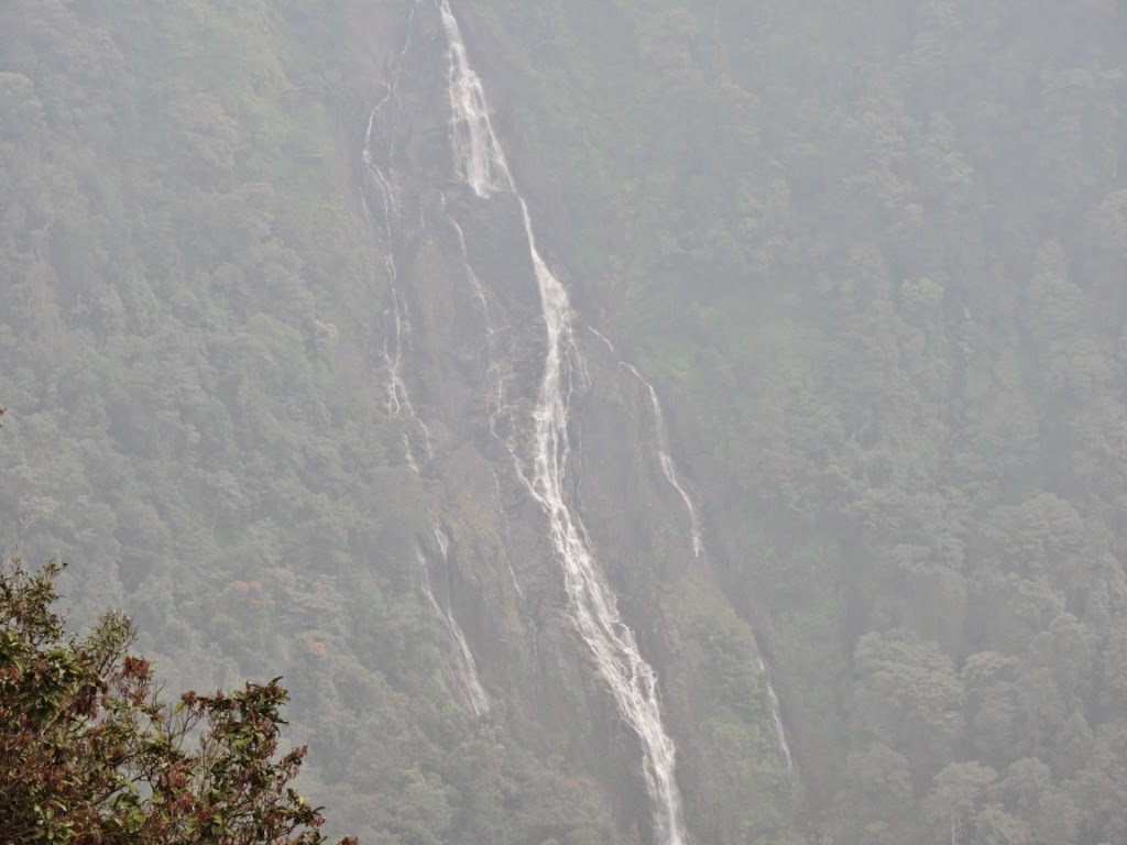 Manoj Saldana: Barkana Water Falls, Agumbe