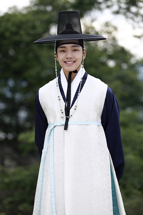 Kore Geleneksel Kıyafetleri