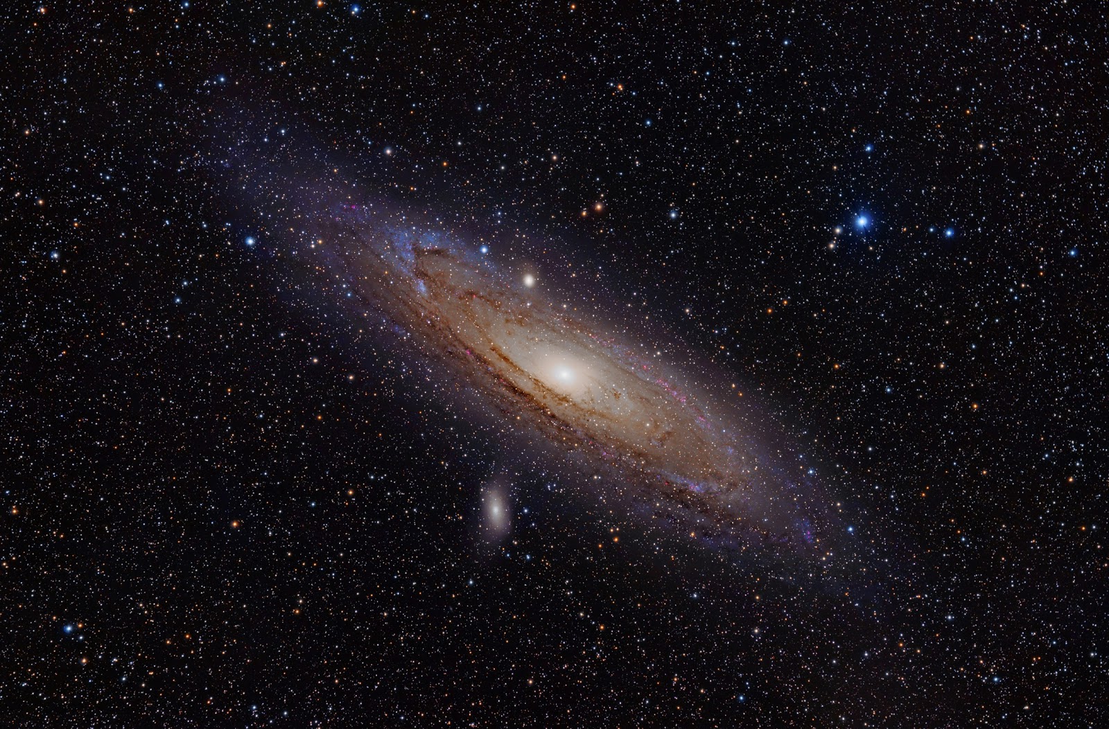 1 000 000 000 000 Stars in Andromeda Galaxy | Earth Blog