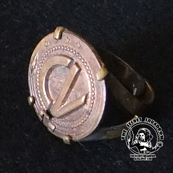 The Secret Squadron: Captain Video "Secret Seal" Ring (1951)