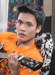 RANNIA LOVE: RANDY PANGALILA & MIKHA TAMBAYONG DALAM NADA CINTA