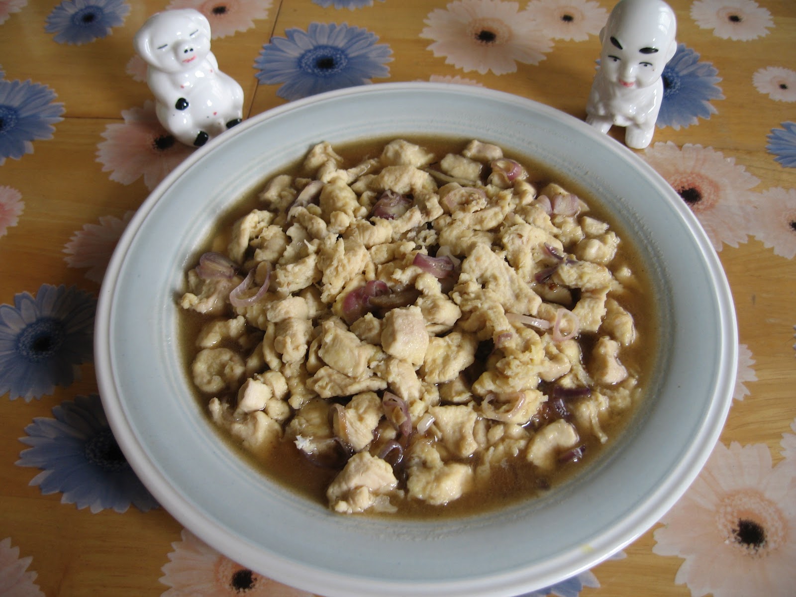 Sumptuous Flavours: Chicken White Meat Fried With Shallots & Ginger