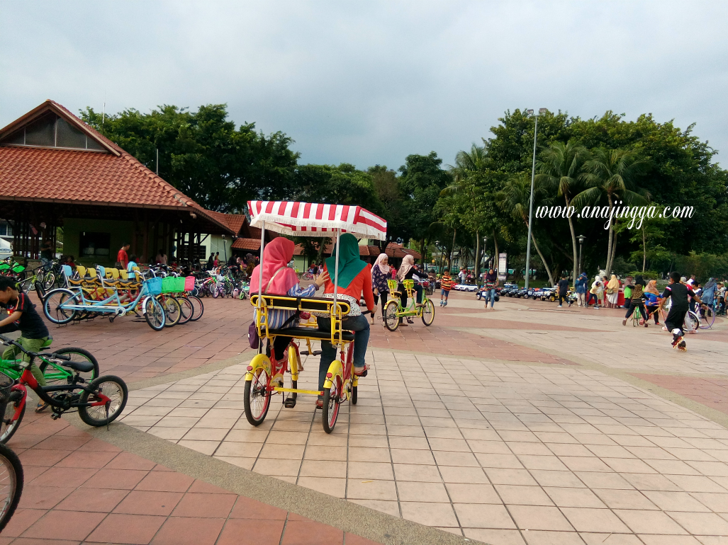 Riadah Berbasikal Di Taman Tasik Titiwangsa, Kuala Lumpur