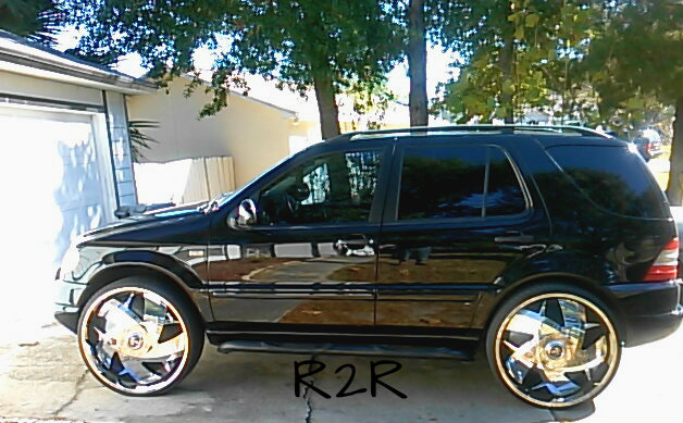 AutoStyling: Black Benz Truck Ml Series on Dub Wu's 28's
