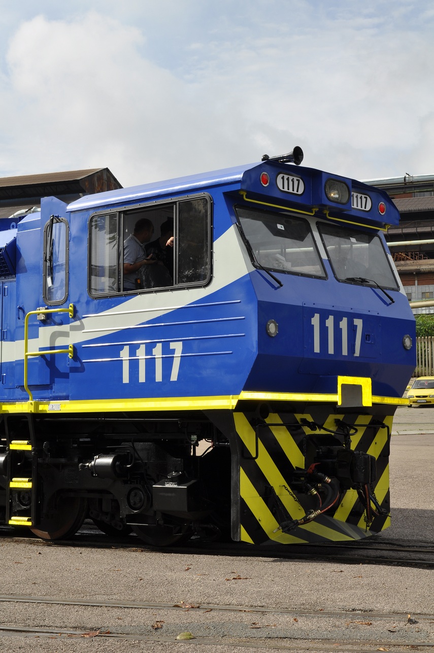 SAR CONNECTA: 1117 & 1118 Grindrod RRL Diesels - Pretoria (28th ...