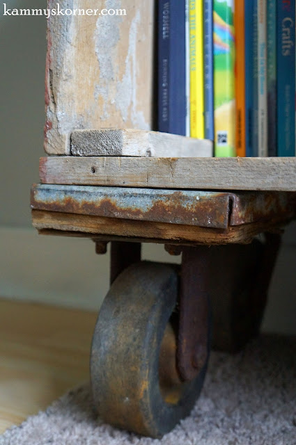 Kammy's Korner: The Cob Box Book Case {Revamped Family Heirloom}