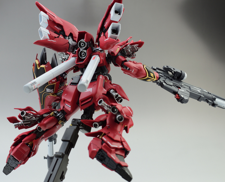Custom Build: RG 1/144 MSN-06S Sinanju [Detailed]