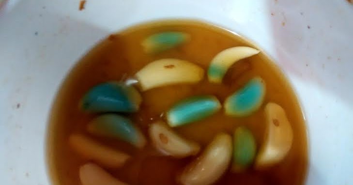 Have You Seen Blue Garlic Color; What Are the Reasons