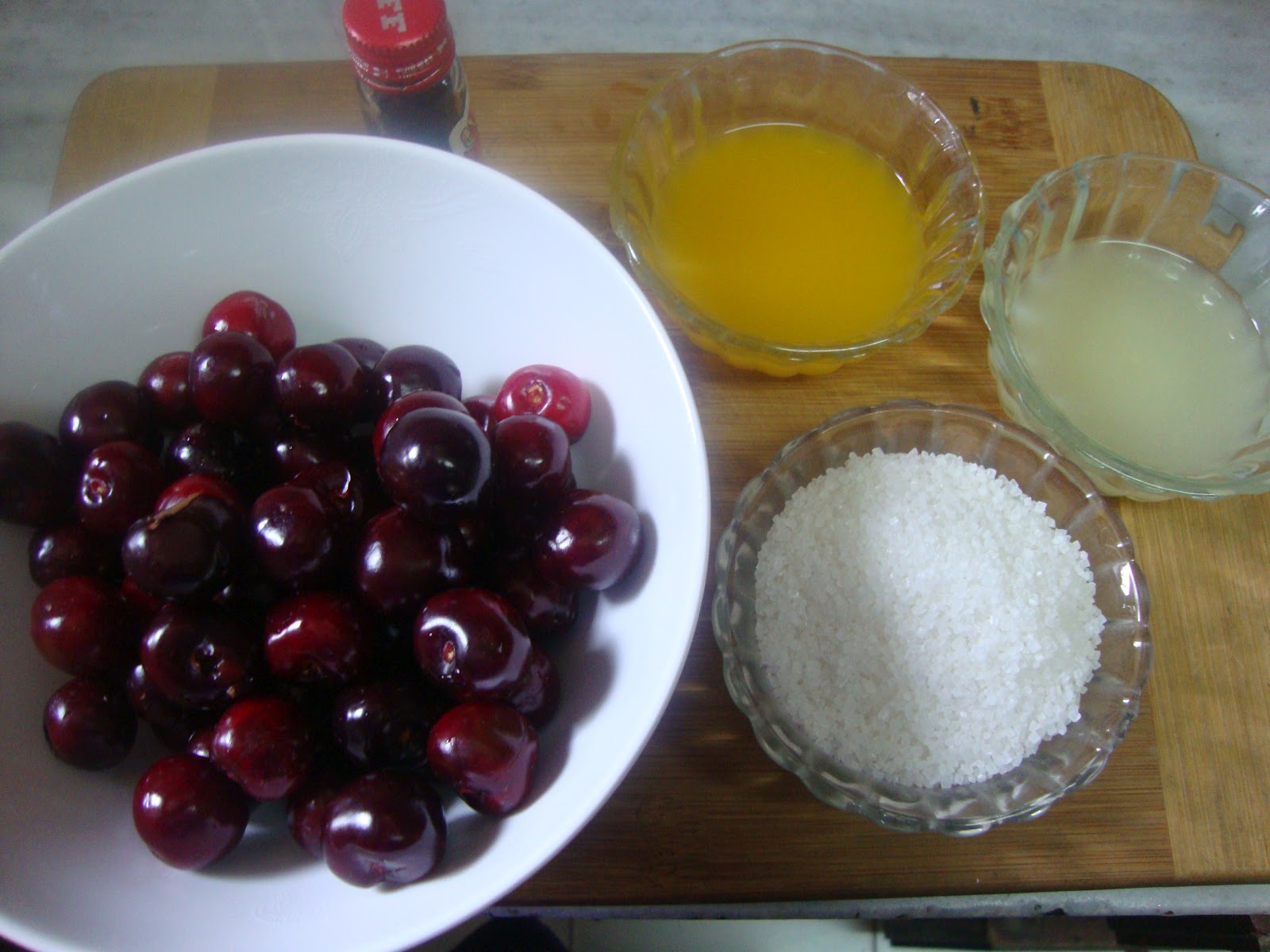 Cooking Delights: Cherry coulis ( syrup )