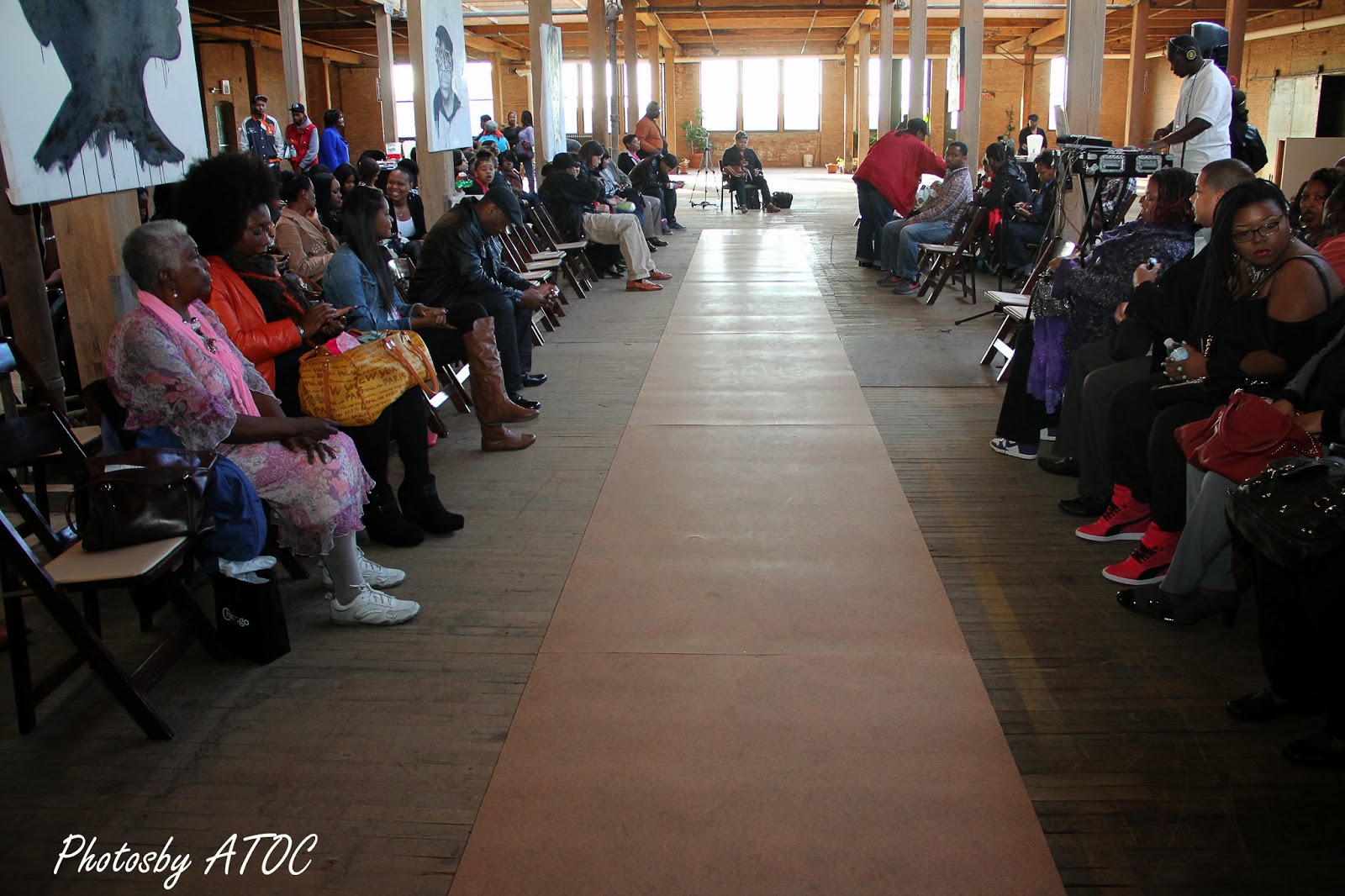 GUTHRIE BONNETT-EVENT EDITOR: Larkin Designs 2020 Fashion Chicago ...