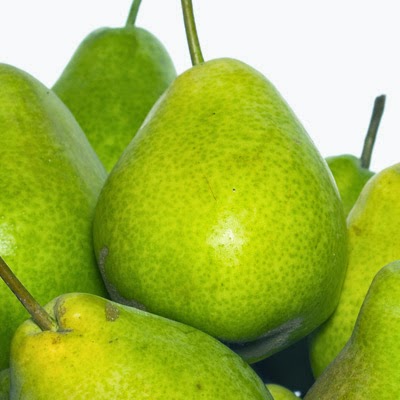 Suaves e doces, as peras são um deleite por si só. A pera é embalada ...