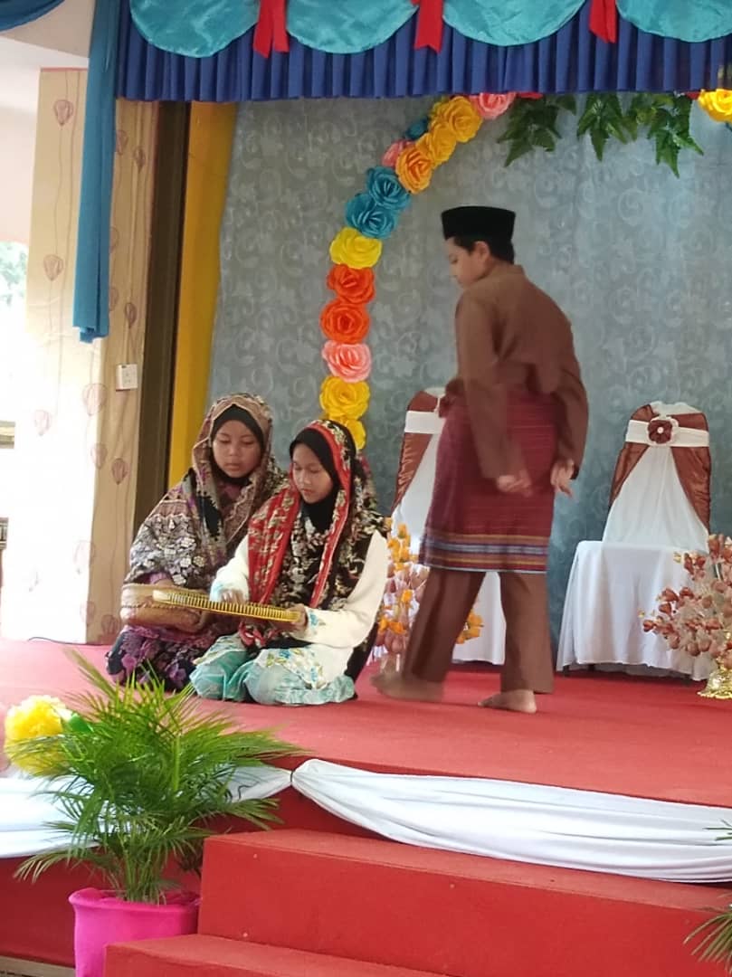 Puisidra Muzikal Lagenda Mahsuri - Duniaku Nasa2k