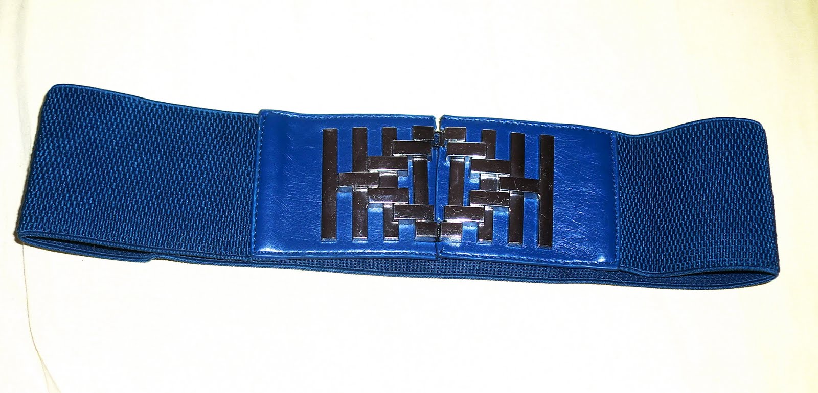 Haine ieftine: VANDUTA Curea de brau din elastic 15 lei