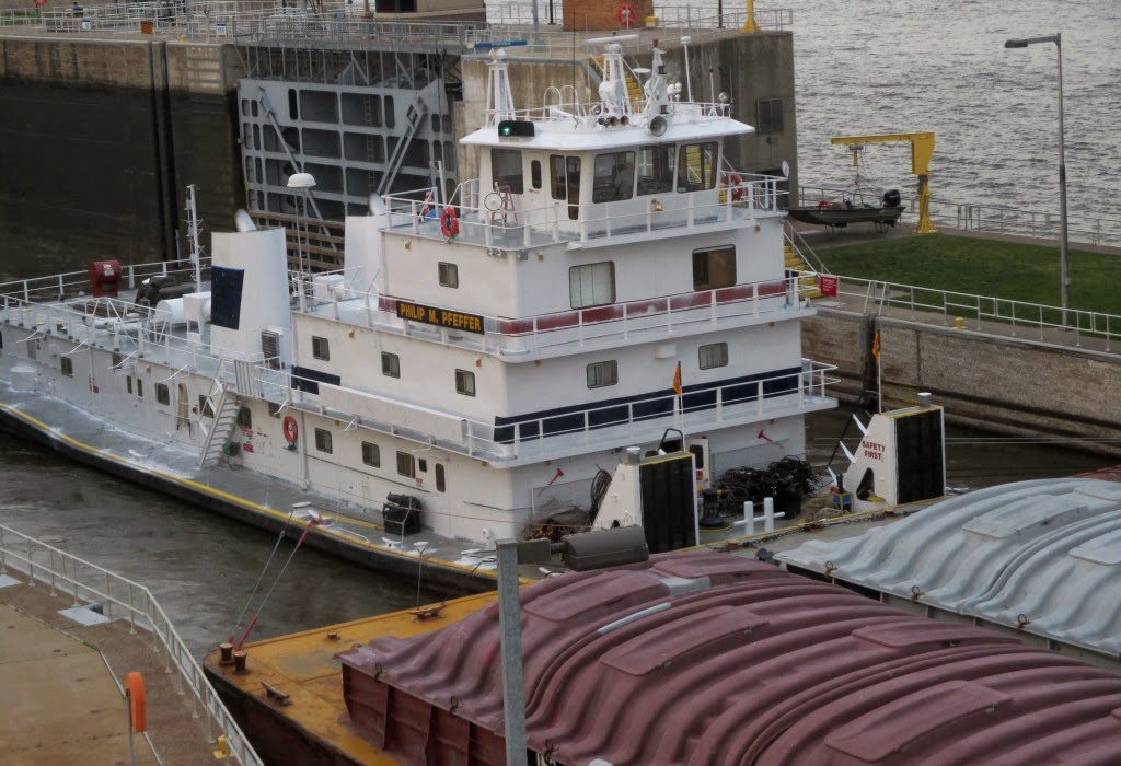 Reflections on Life in Nauvoo: The Mississippi River - Barges