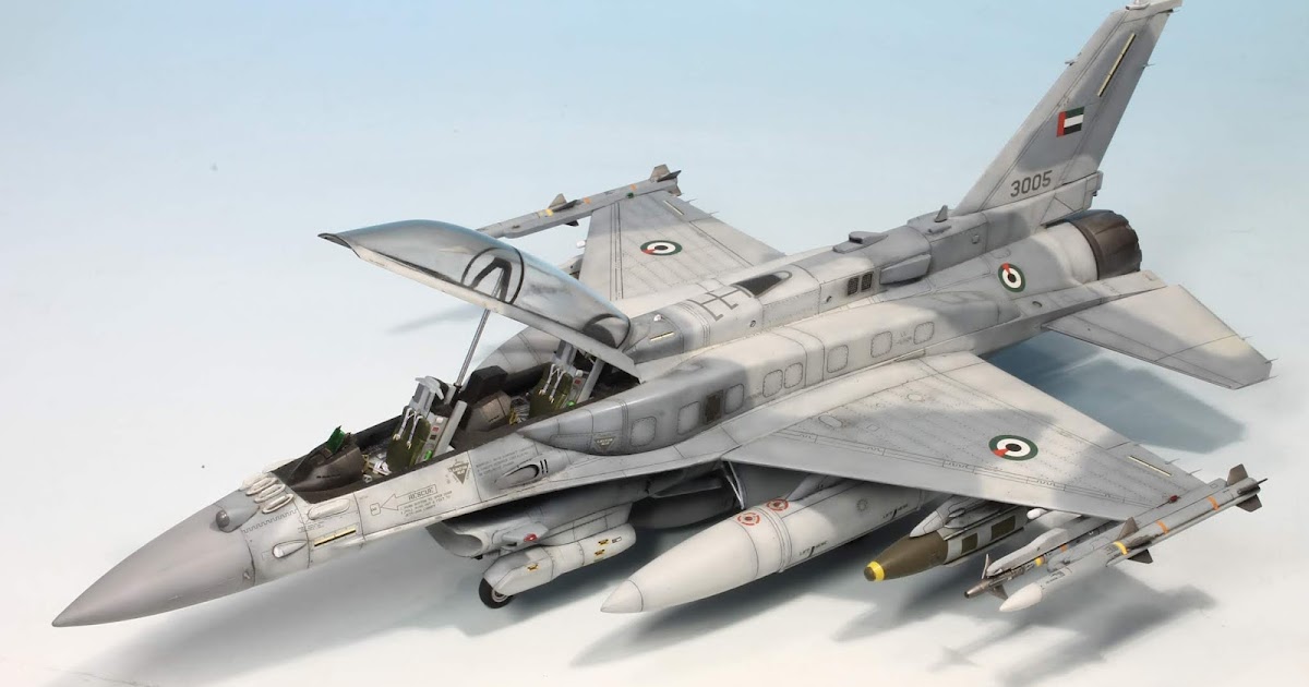Istvan Michalko's scale models: Lockheed Martin F-16F Block 60 Desert ...