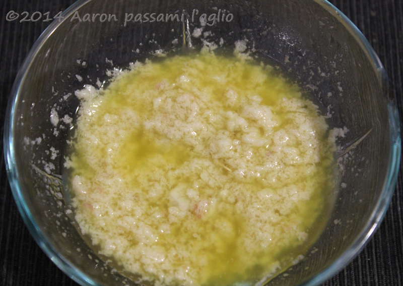 "Aaron passami l'aglio": SALSA AGLIATA (AGIADDA)