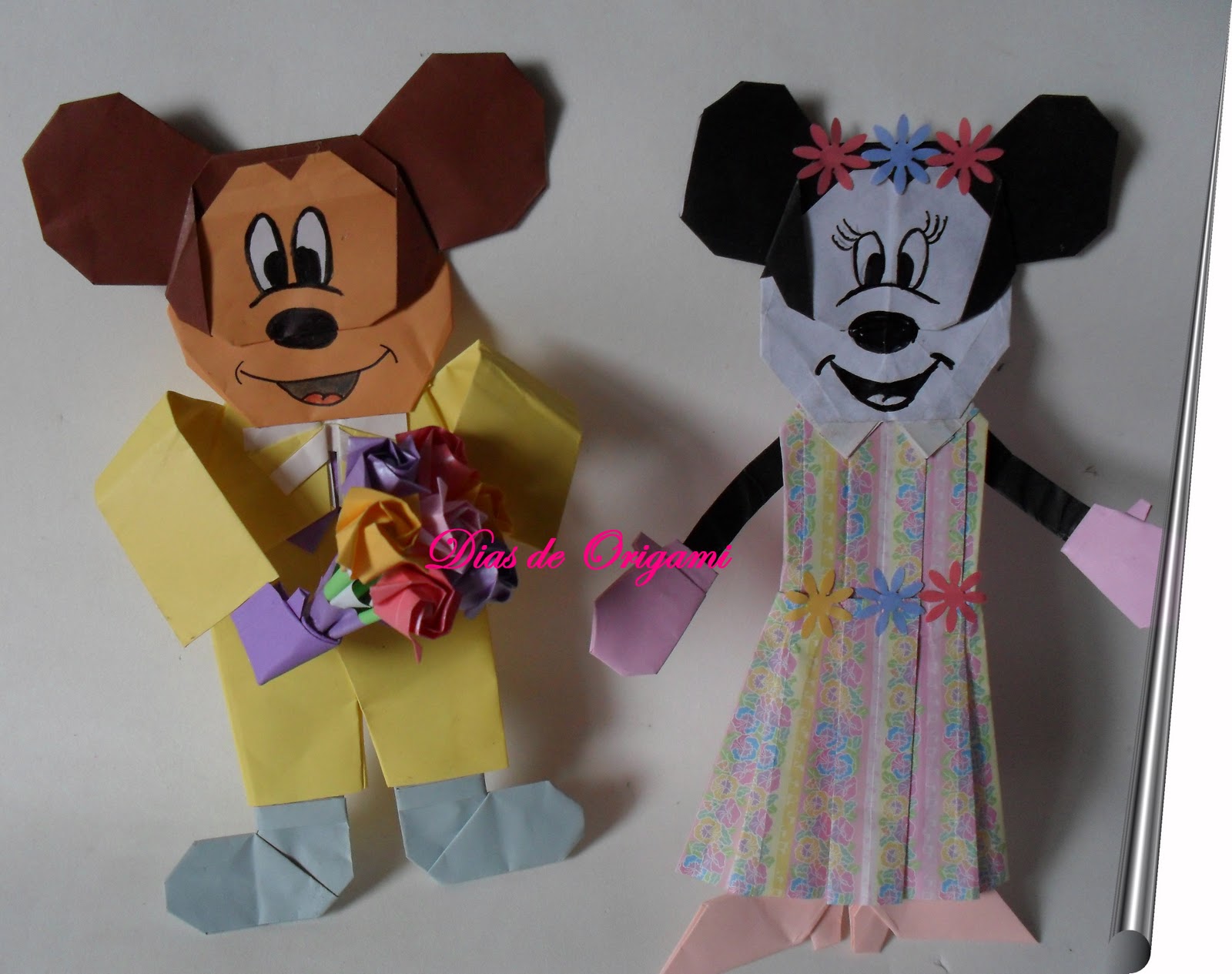 Dias de Origami: Mickey e Minnie!