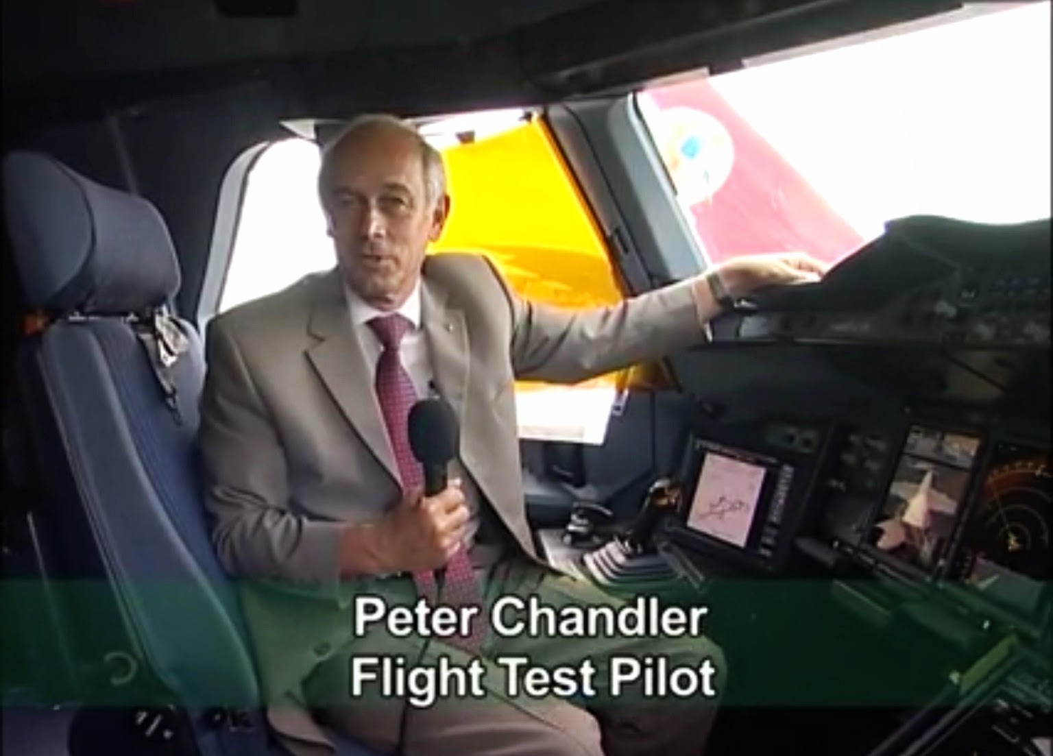 A350 XWB News: British lead flight-test pilot for the first flight of ...