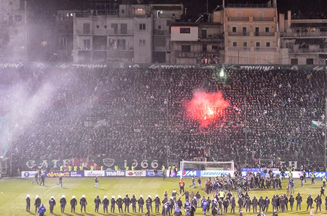 ULTRAS 1899: Chroniques Helléniques : Trois points de pénalité et deux ...