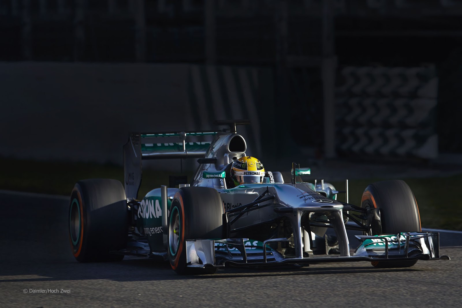 ico blogs: 2013 Mercedes AMG Petronas F1 Team W04 Wallpaper
