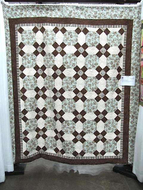 Sew Many Ways...: Quilt Show Pictures To Share...