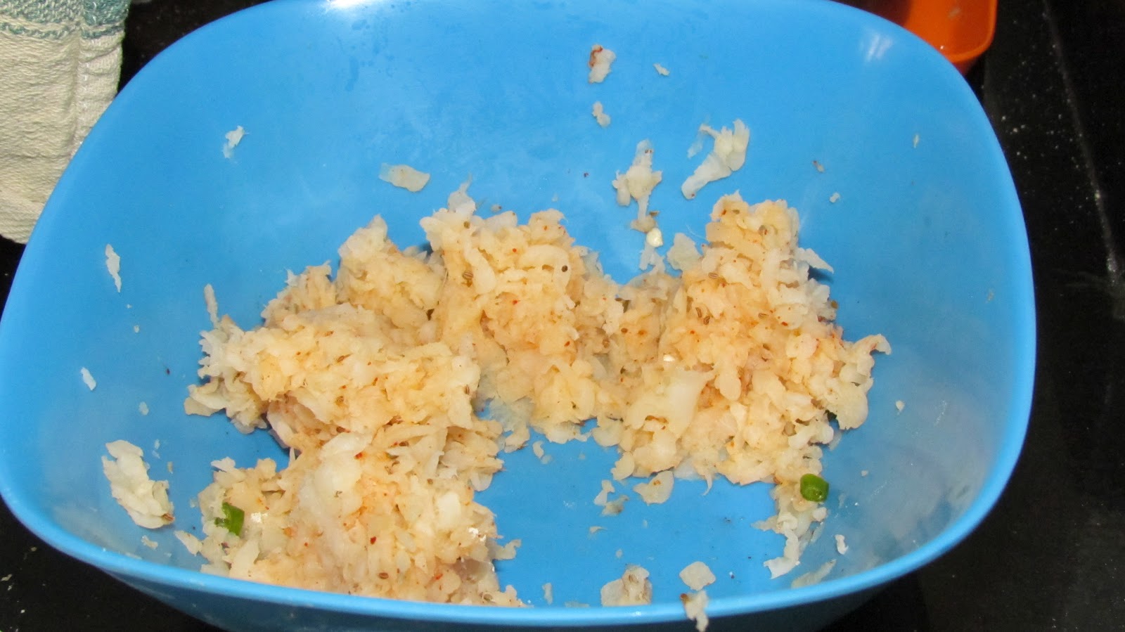 With Love from Mom's Kitchen: Mooli Ka parantha /मूली पराठा (Radish ...