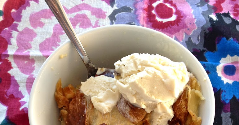 Comfort Food Classic: Nana's Bread Pudding Recipe / Hey, EEP!