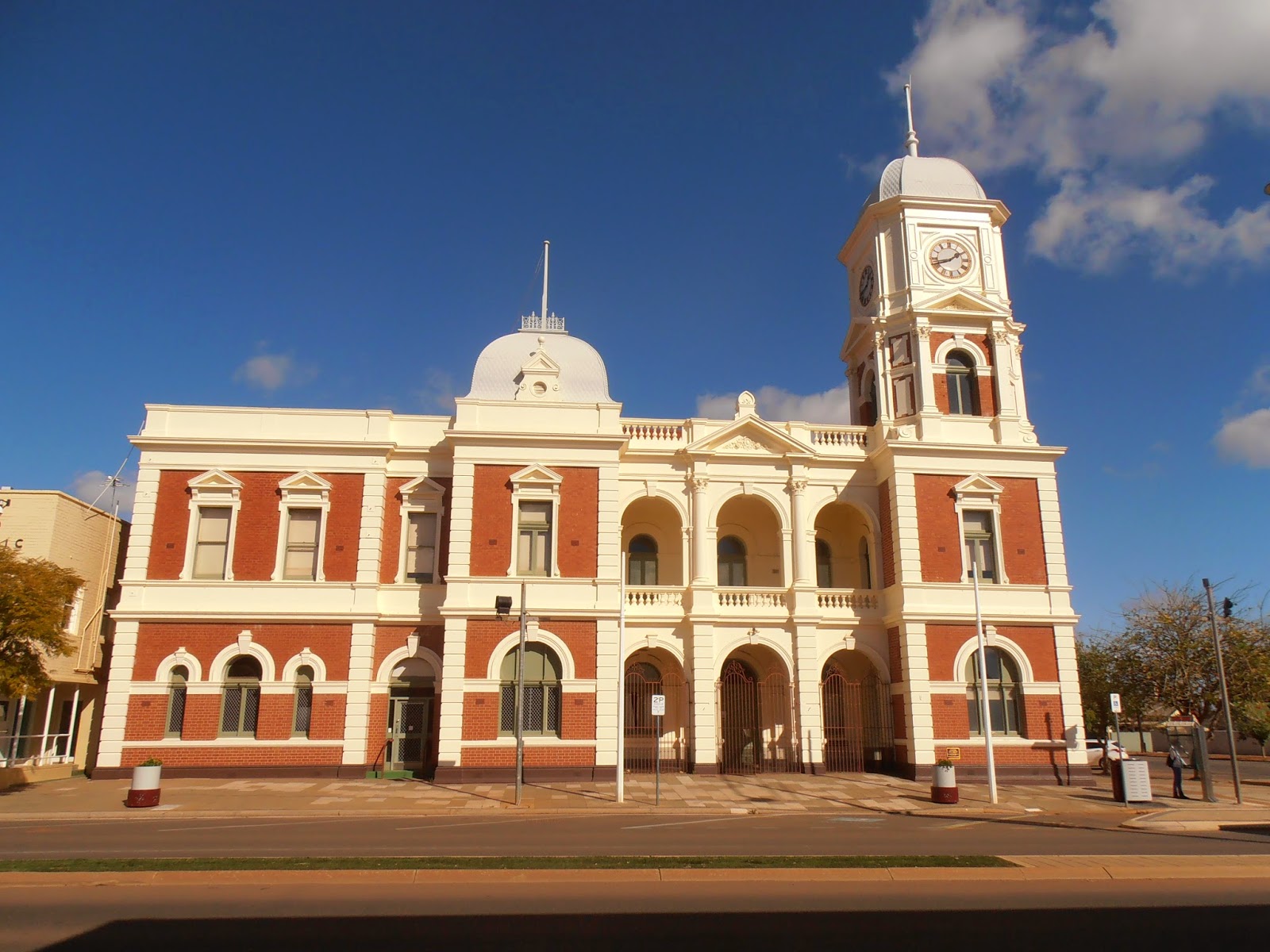 The Clarke's Aussie Adventure: 2 August 2013 - Goldminer Tourist ...