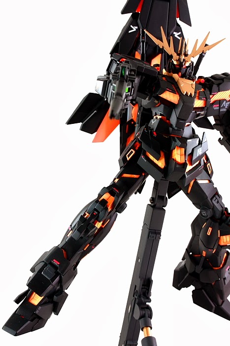 GUNDAM GUY: MG 1/100 Unicorn Gundam 02 Banshee + Full Armor + Armed ...