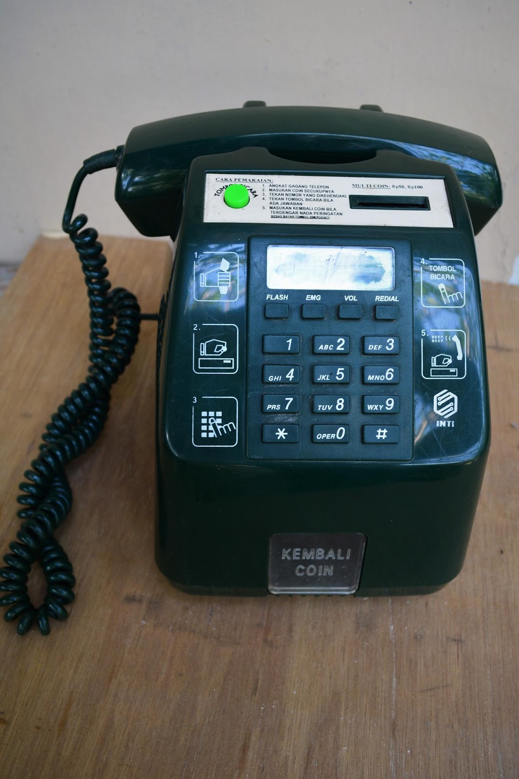 Antik Curio Reklame Lama Vintage & Retro Djojosoepoko: Telpon Coin