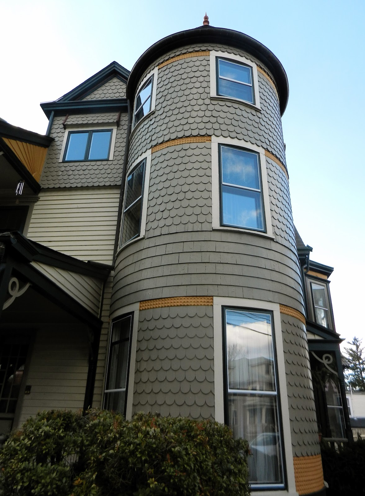 Knickerbocker Style & Design: Victorian Towers and Turrets