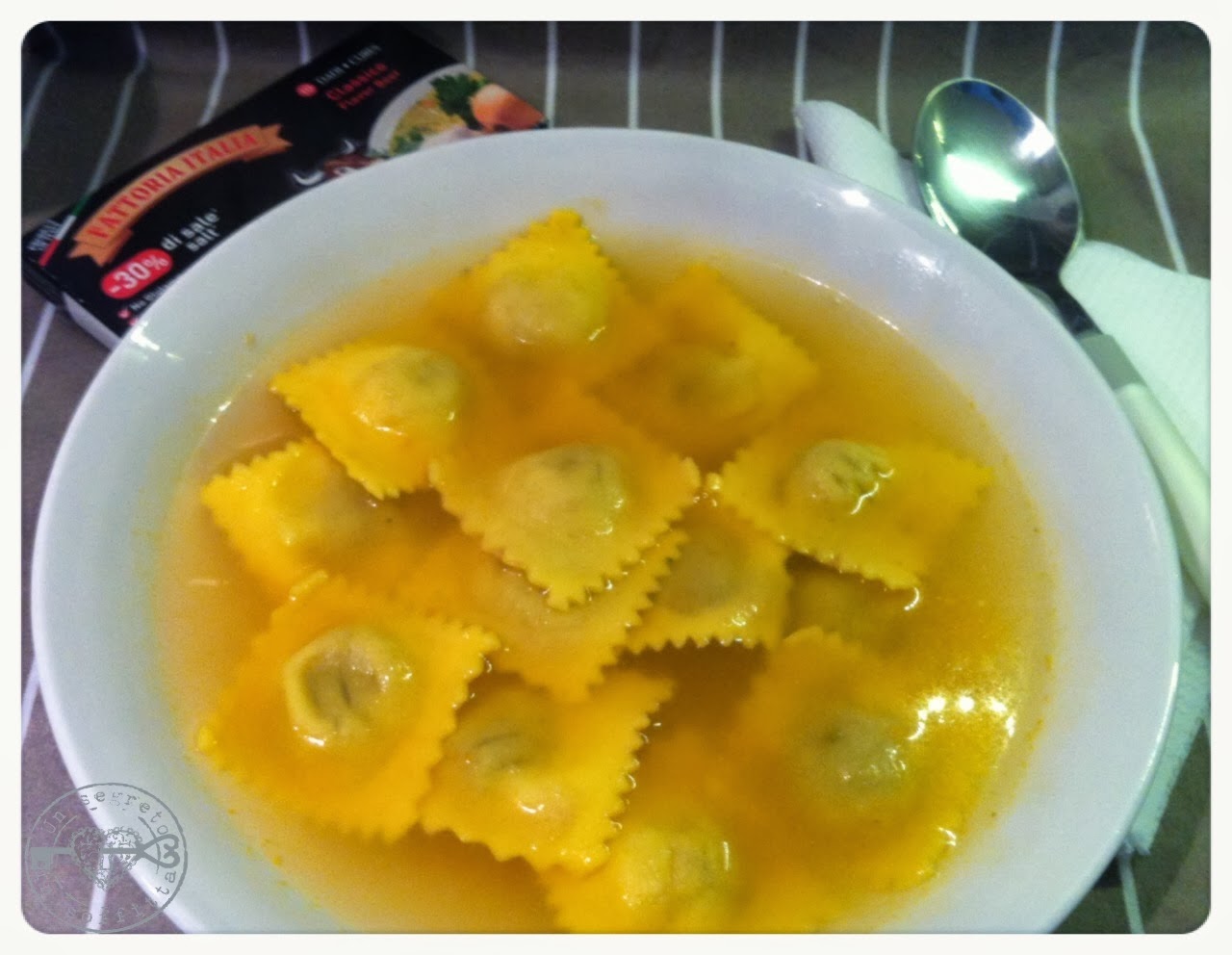 Un segreto in soffitta: Ravioli di carne in brodo