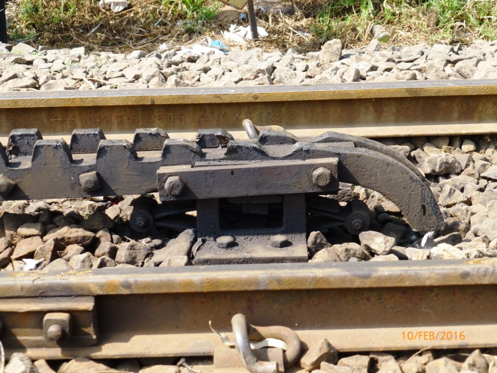 Dalat Cog Railway: The Abt Rack and Pinion System