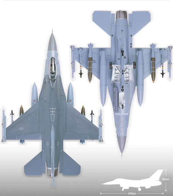 Academy Plastic Model Kit 1/32 F-16 CG/CJ Fighting Falcon 3 Figures #12123